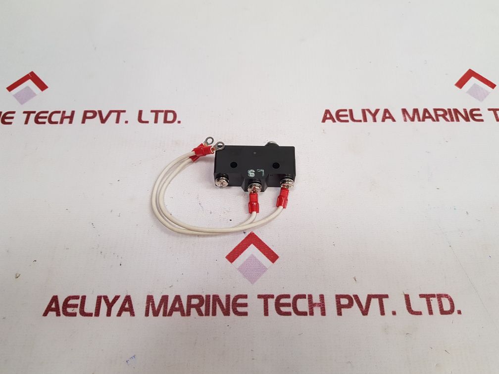 Set Of 2X Omron Z-15Gd-b Limit Switch New – Aeliya Marine