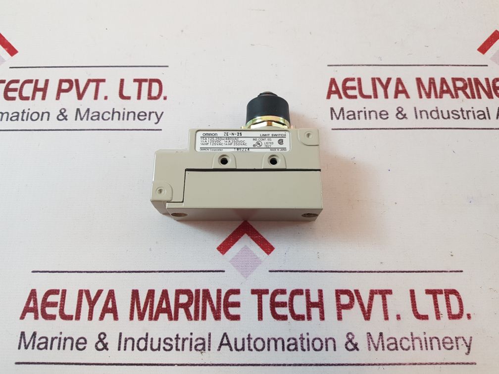 Omron Ze-n-2S Limit Switch – Aeliya Marine