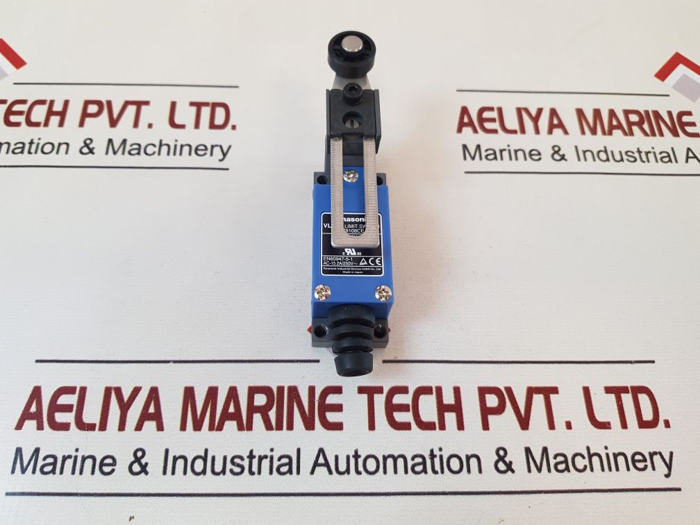 Panasonic Az8108Ce Vl Mini Limit Switch – Aeliya Marine