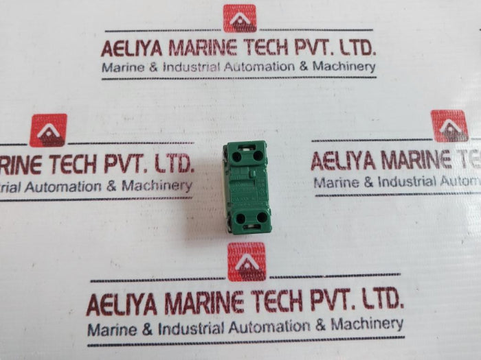 Panasonic Wnf5001 Single Cut Switch 15A 300V – Aeliya Marine