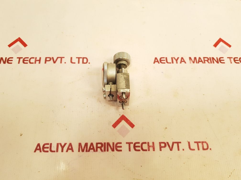 Peacock Dial Indicator 0.01 X 4 Mm – Aeliya Marine