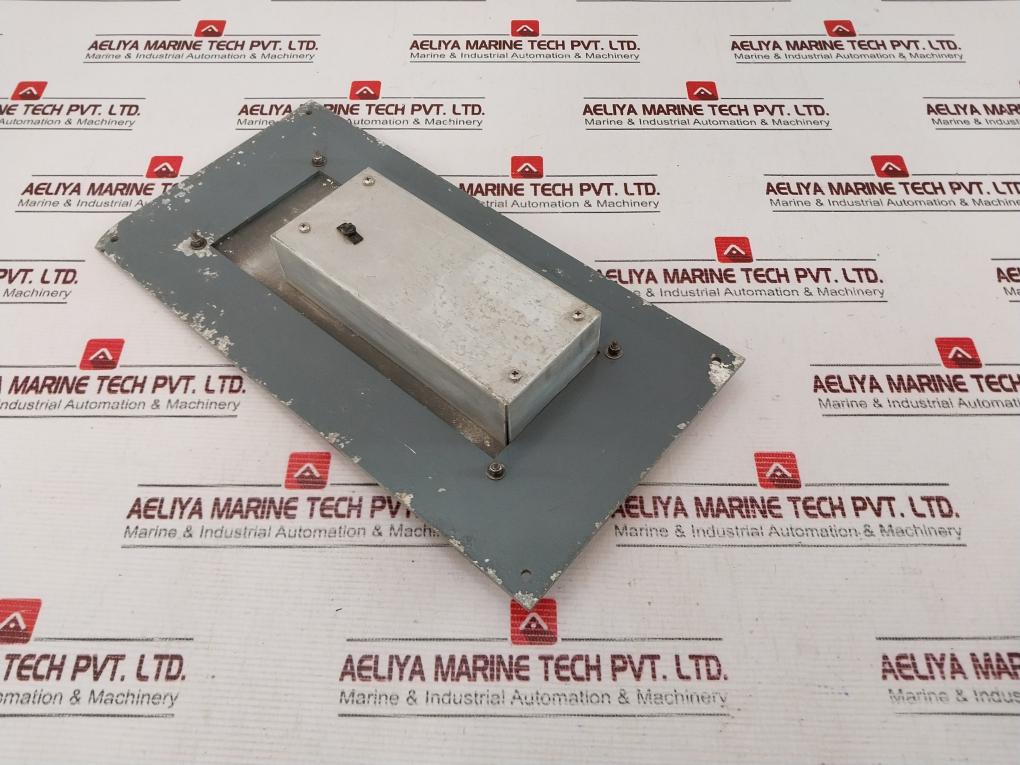 Praxis Automation Trackball Touchpad Operator Control Panel – Aeliya Marine