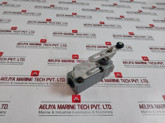 Q-light Slp2130-al Limit Switch Ip67 5A 250Vac 0.8A 125Vdc – Aeliya Marine