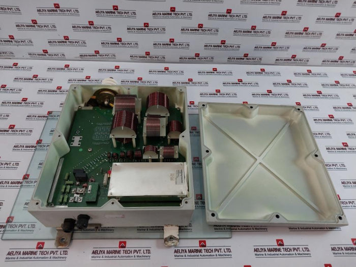 Raytheon At 2000 Pcb Antenna Tuning Unit B39000-00-01-0 – Aeliya Marine