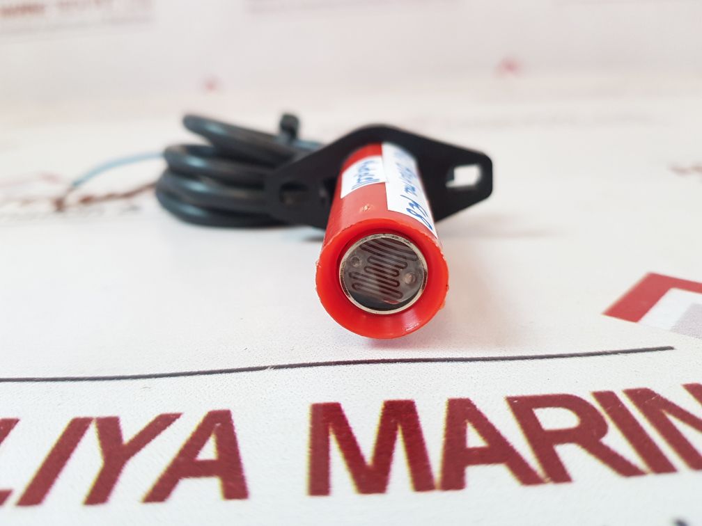 Brahma Fc8 Photocell Photoresistence Flame Detector – Aeliya Marine
