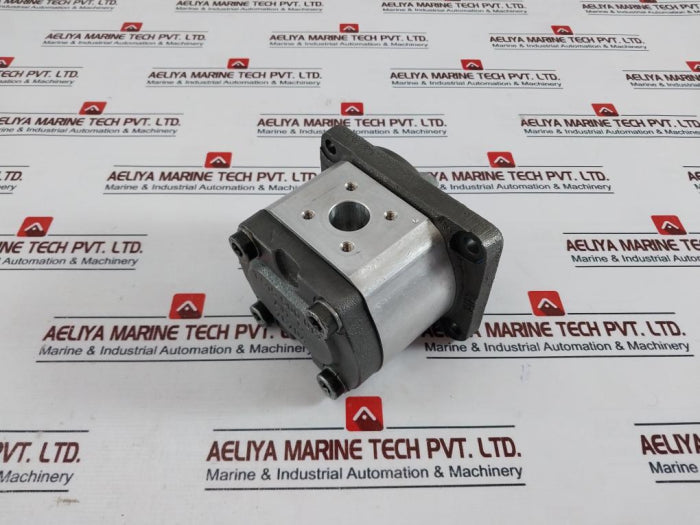 Rexroth 0 510 425 009 Hydraulic Gear Pump Ah-5 – Aeliya Marine