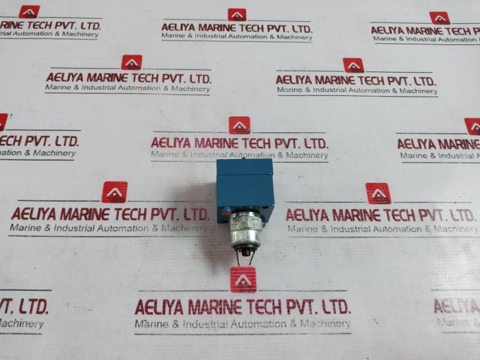 Rexroth 3526010220 Pressure Flow Control Valve With Switch 04W09 7291 ...