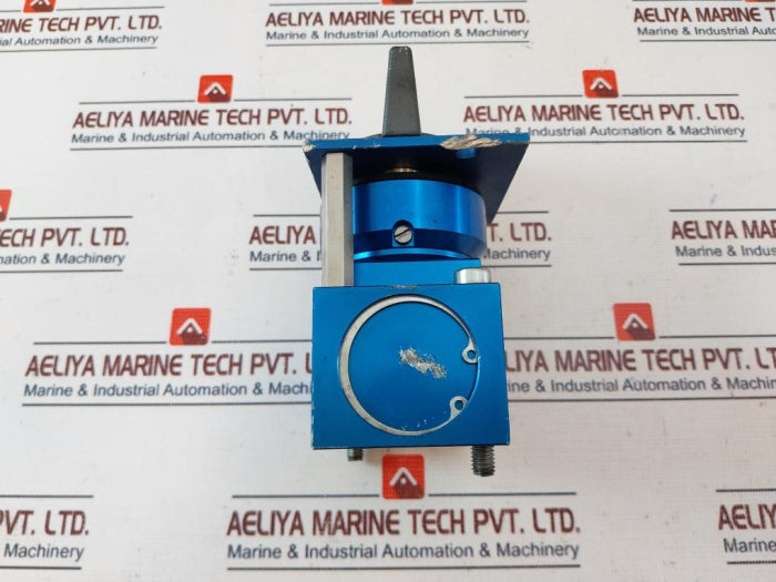 Rexroth 8900306540 2-Way Isolating Pneumatic Valve – Aeliya Marine