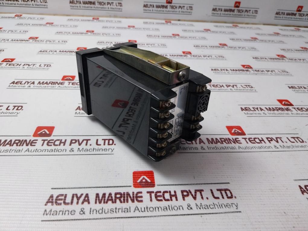Rkc Pn-4B1C-m Temperature Controller – Aeliya Marine