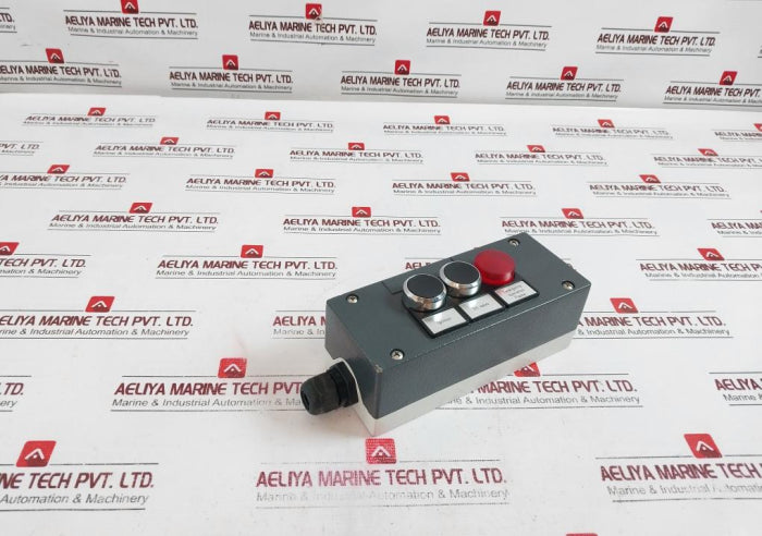 Saacke 2-7920-132351 Local Control Switch Box 3 Pushbutton Station 170 ...