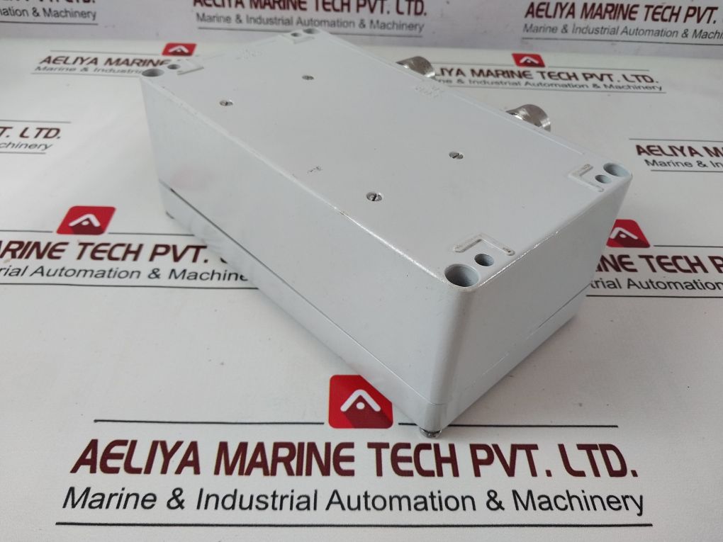 Safetec Sds-48 Smoke Detection System Panel – Aeliya Marine