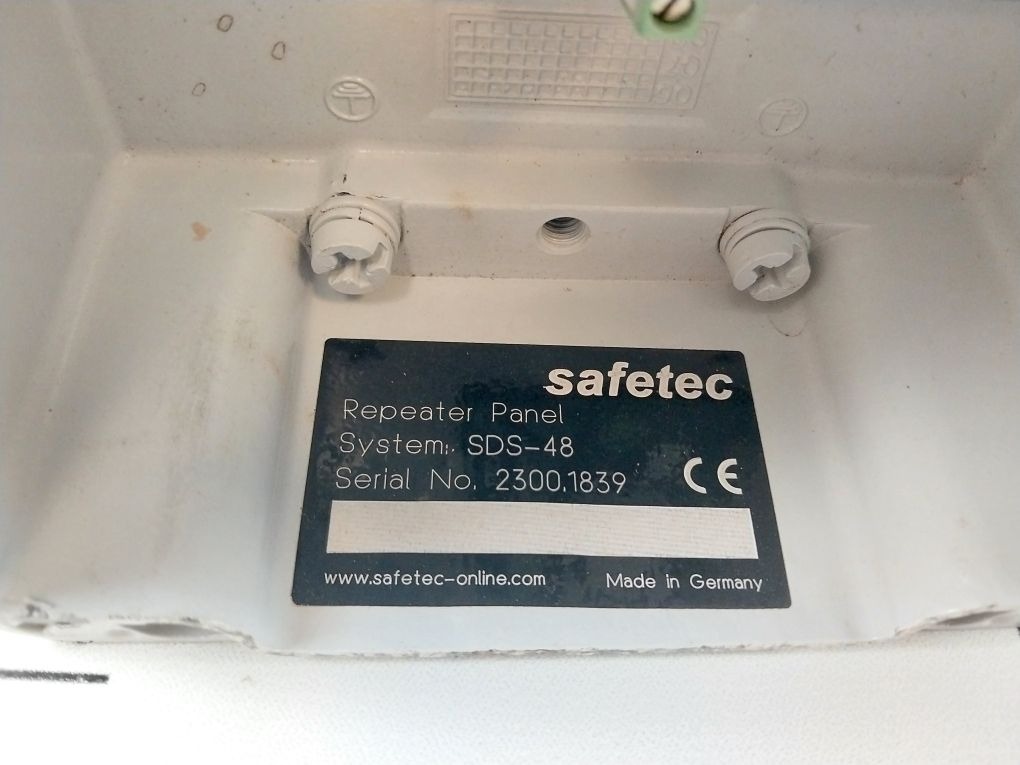 Safetec Sds-48 Smoke Detection System Panel – Aeliya Marine