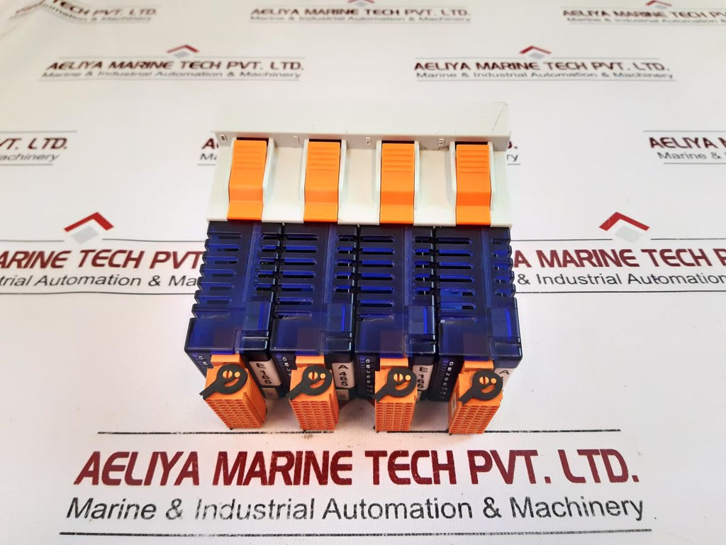 Saia Burgess Pcd3.C100Z05 Plc Module Socket Holder – Aeliya Marine