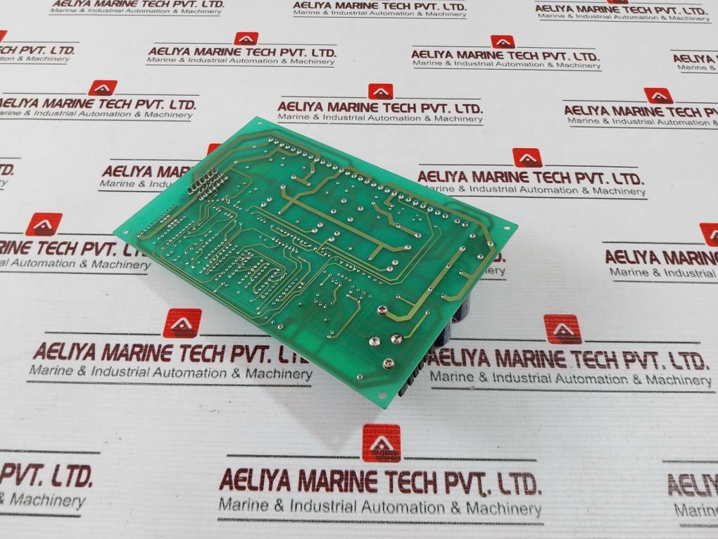 Sam Yang Radio Tc-7125C Pcb Card – Aeliya Marine
