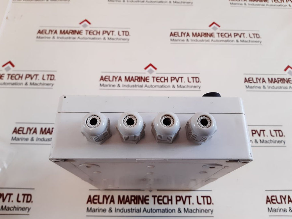 Satamatics Ocean Alert B011A02 GPS Marine Tracking System – Aeliya Marine