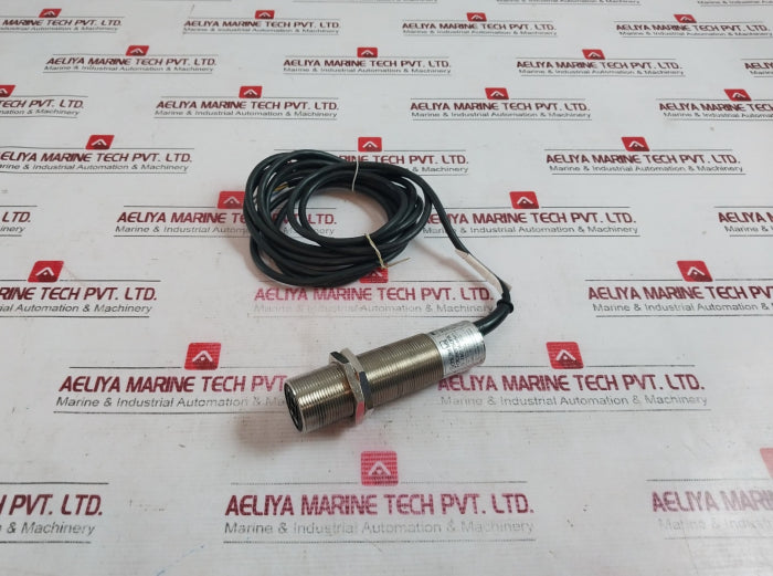 Schluter Fms 30-4 U Photo Sensor 10-30Vdc/47Ma 3 Meter – Aeliya Marine