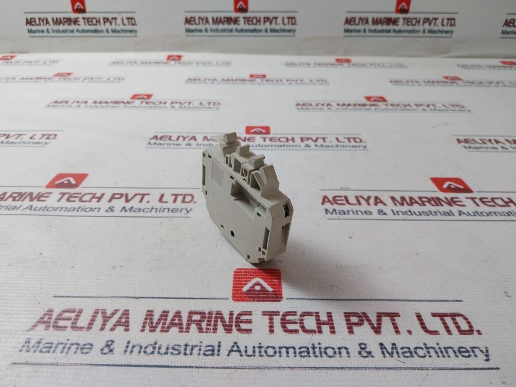 Schneider Electric Gb2Cb09 Thermal Magnetic Circuit Breaker – Aeliya Marine