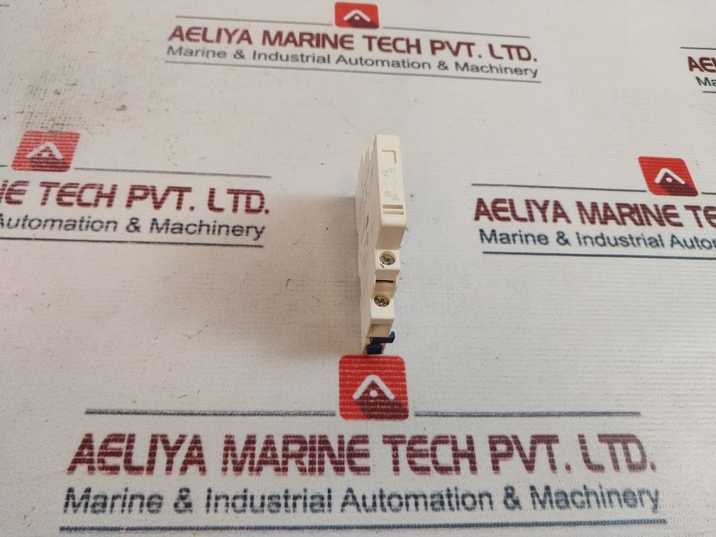 Schneider Electric Gvan11 Auxiliary Contact Block – Aeliya Marine Tech ...