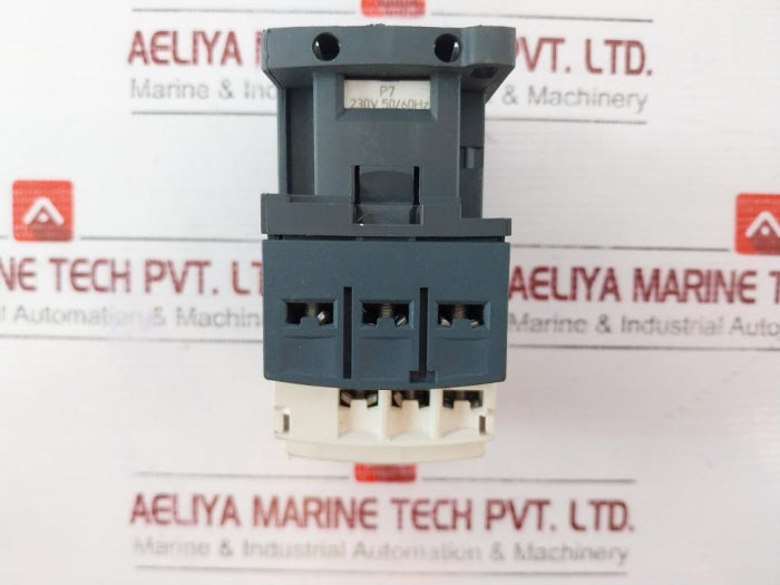 Schneider Electric Lc1D09 Tesys Contactor 25A 690V 50/60Hz 6Kv 3 Poles ...