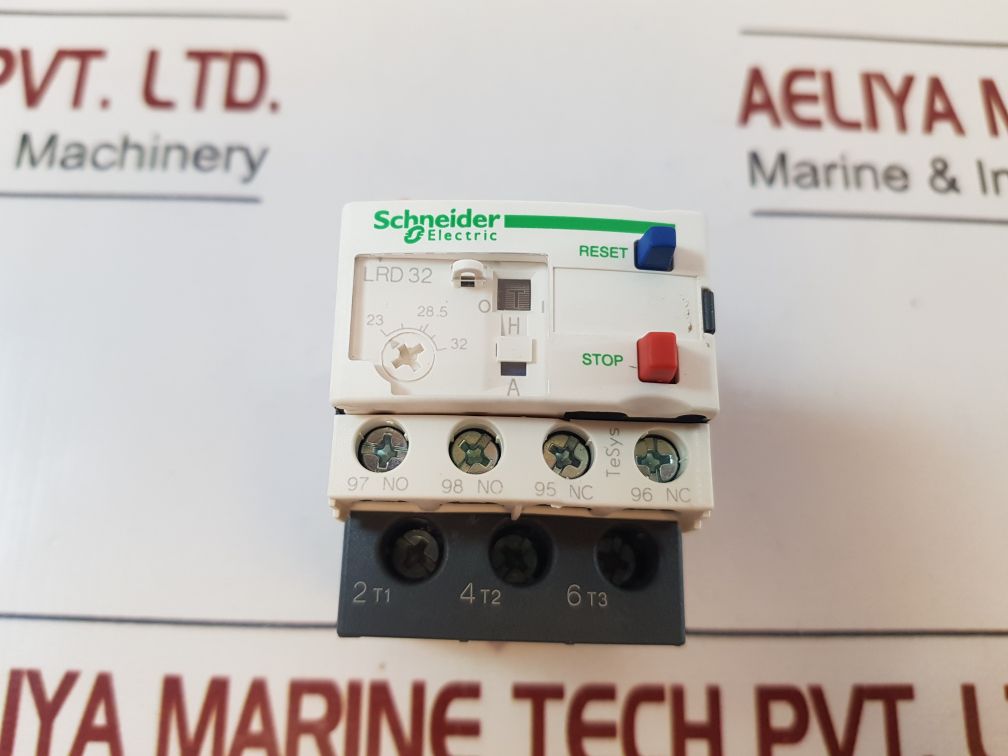 Schneider Electric Lrd32 Thermal Overload Relay – Aeliya Marine