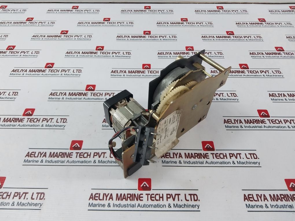 Schneider Electric Mch-m Motor Mechanism – Aeliya Marine