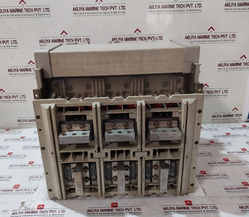 Schneider Electric Merlin Gerin Masterpact Nw20 H1 Circuit Breaker 200 ...