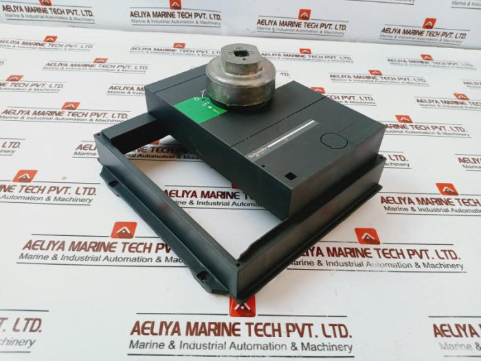 Schneider Electric Standard Extended Rotary Handle Black, Front Contro ...