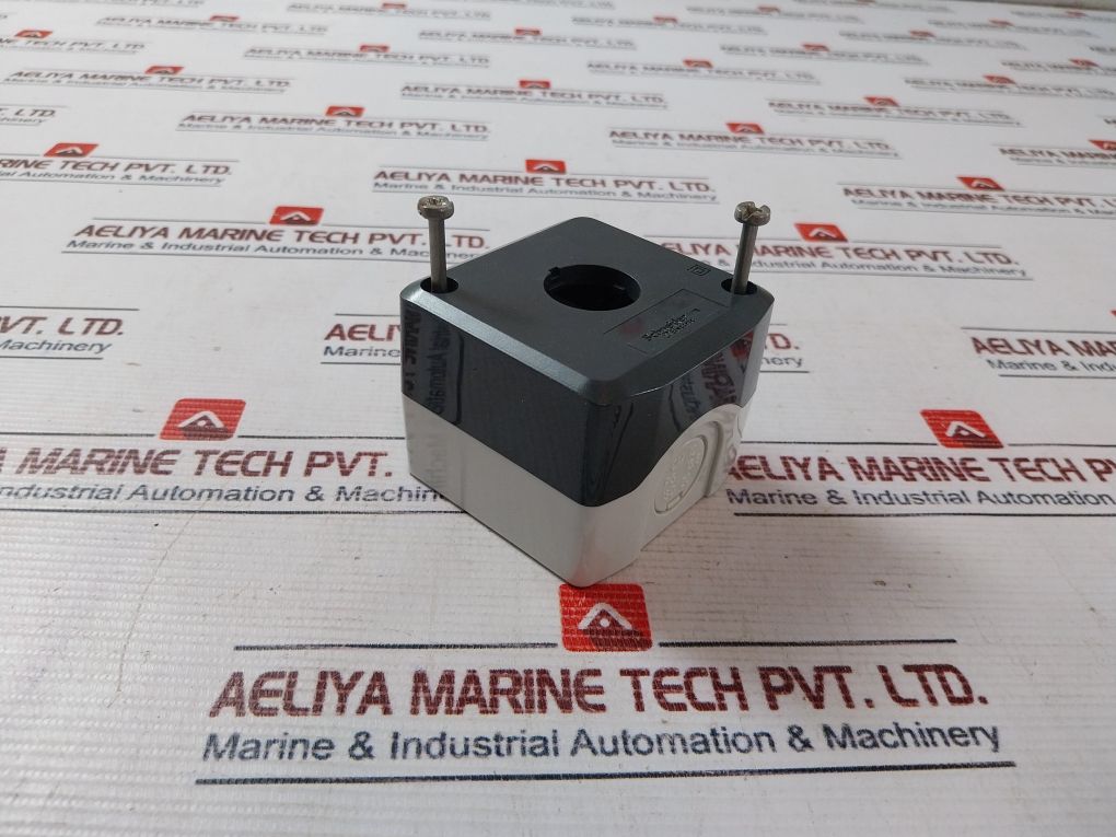 Schneider Electric Xald01 Control Box 1 Hole Ip66 – Aeliya Marine