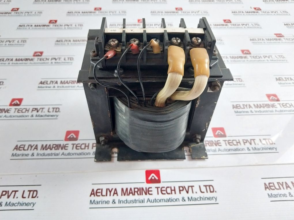 Se Usn-b Transformer 440V 50.60Hz – Aeliya Marine