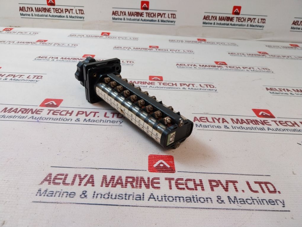 Seiko Electric En 2225E Synchroscope Switch – Aeliya Marine