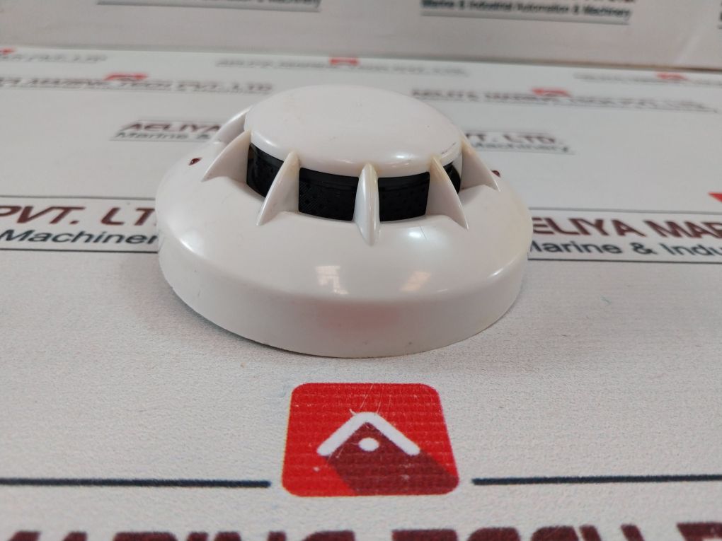 Sens Sd-100 Optical Smoke Detector 15 To 30 Vdc – Aeliya Marine