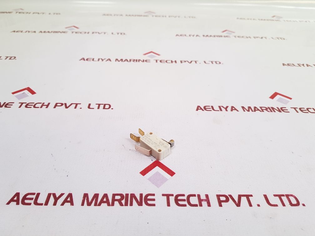 Set Of 19X Cherry D45X Limit Switch – Aeliya Marine