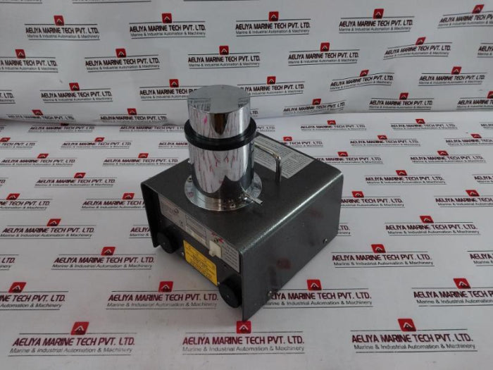 Shaw Automatic Dewpoint Meter Instrument A1-8699 – Aeliya Marine