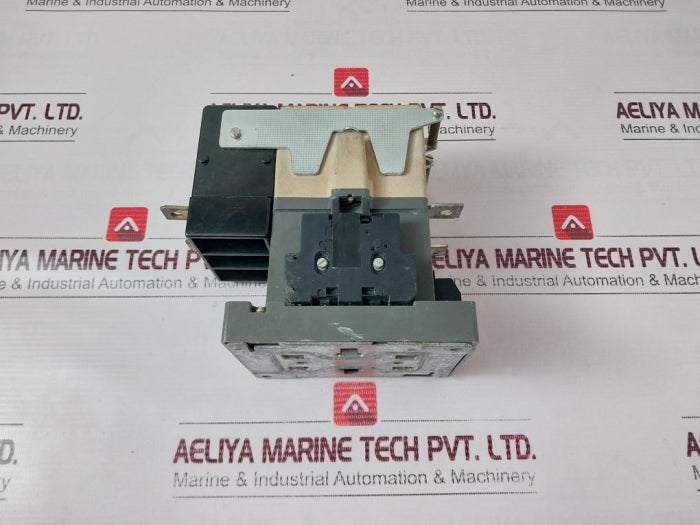 Siemens 3Tc48 17-0B 2 Pole Dc Contactor 600 Vdc Iec 158 – Aeliya Marine