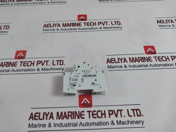 Siemens 5Sy6102-7 Circuit Breaker 230/400V Ac – Aeliya Marine