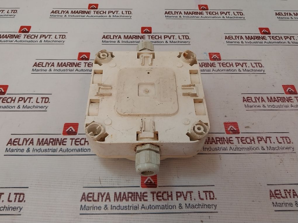 Siemens Dbz 1192 Smoke Detector Base – Aeliya Marine