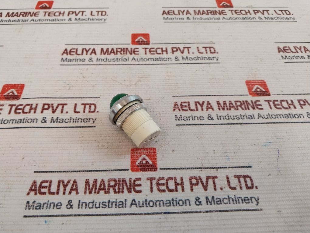 Signal-construct Sm22 Green Panel Mount Indicator 230V Ac – Aeliya Marine