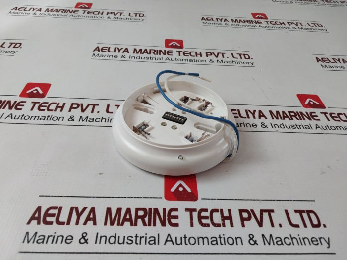 Simplex 4098-9789 Smoke/Heat Detector Base – Aeliya Marine