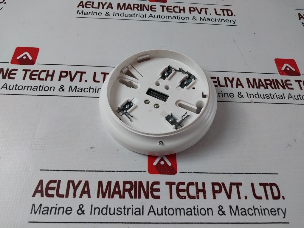 Simplex 4098-9789 Smoke/Heat Sensor Base Rev. D – Aeliya Marine
