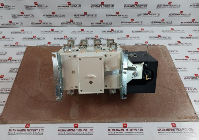 Socomec Mcos 400A 4 Pole Bypass Changeover Switch 63A-3150A – Aeliya Marine