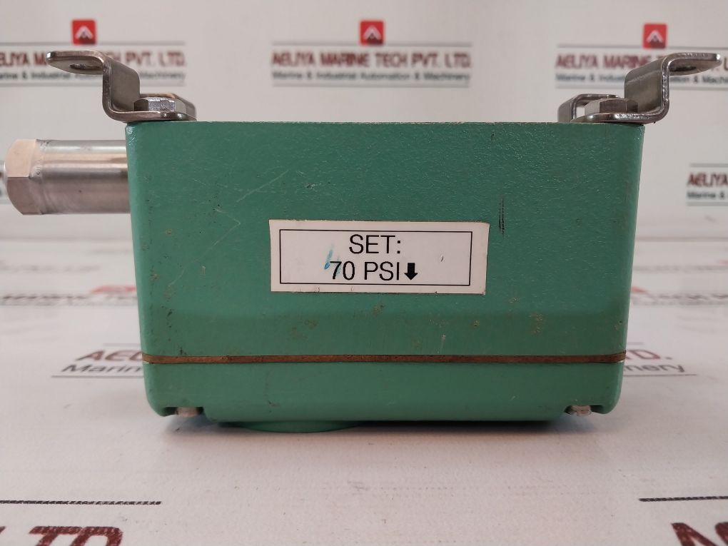 Solon 5Psw1B2 Pressure Switch Nema 4 – Aeliya Marine