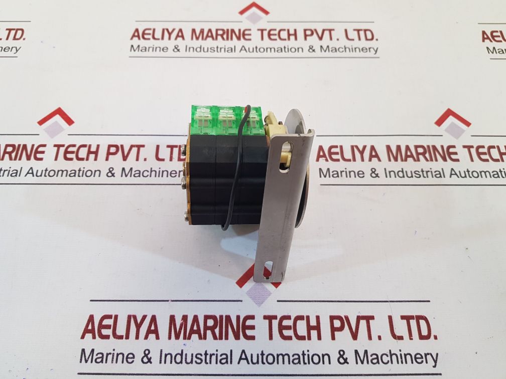 Spohn & Burkhardt D-89143 Joystick Control Switch – Aeliya Marine