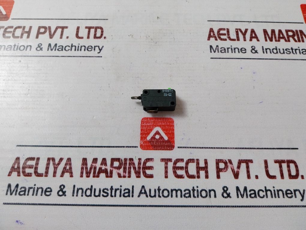 Starion Szm-v16-fa-62 Micro Switch – Aeliya Marine