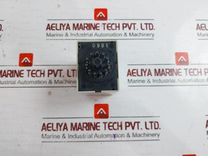 Sunflame Fe-61R Flame-eye Relay Ac100V 50/60Hz Pfc-n8 0981 – Aeliya Marine