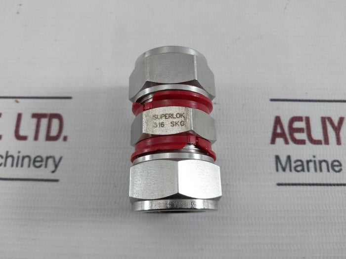 Superlok 316 Skg Tube Straight Connector Sfa 3/4 S – Aeliya Marine
