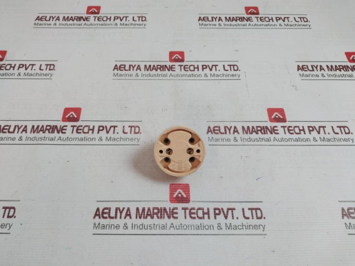 Switches And Cabin Concealed Receptacle Ip20 250V 2A – Aeliya Marine