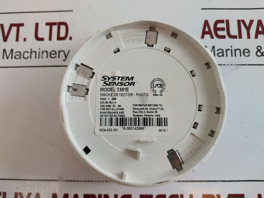 System Sensor 2351E Photoelectric Smoke Detector 82Cj62 Rev A L00-533 ...
