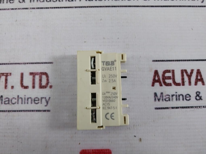 T&B Gvae11 Plug In Auxiliary Contact Block Front Mounted Na + Nc ...