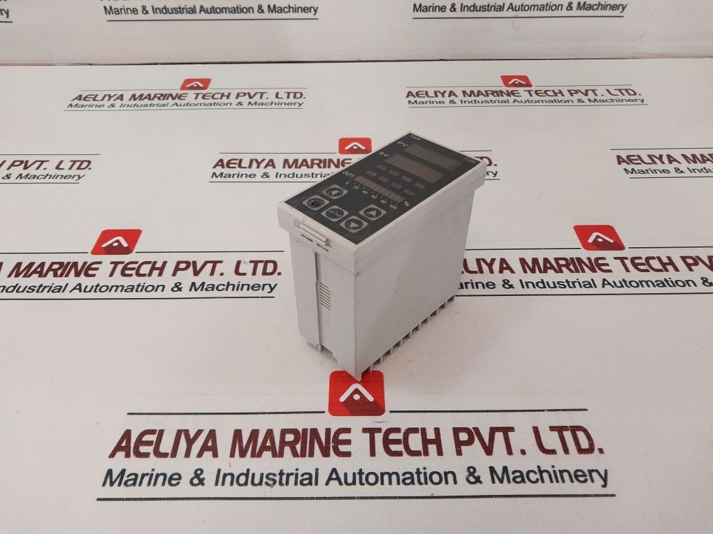 Taie Fu86-301000 Digital Pid Controller Ac 85~265V 50/60 Hz – Aeliya Marine