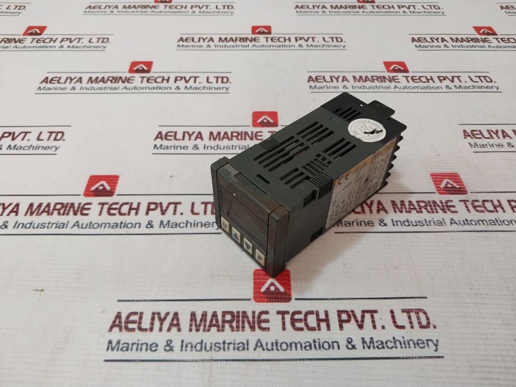Tecnologic Tlk 48 Temperature Controller 24 Vac/Vdc – Aeliya Marine